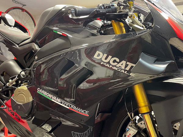 CARBONVANI Ducati Panigale V4 (2022+) Carbon Side Fairing Panel – Desmoheart