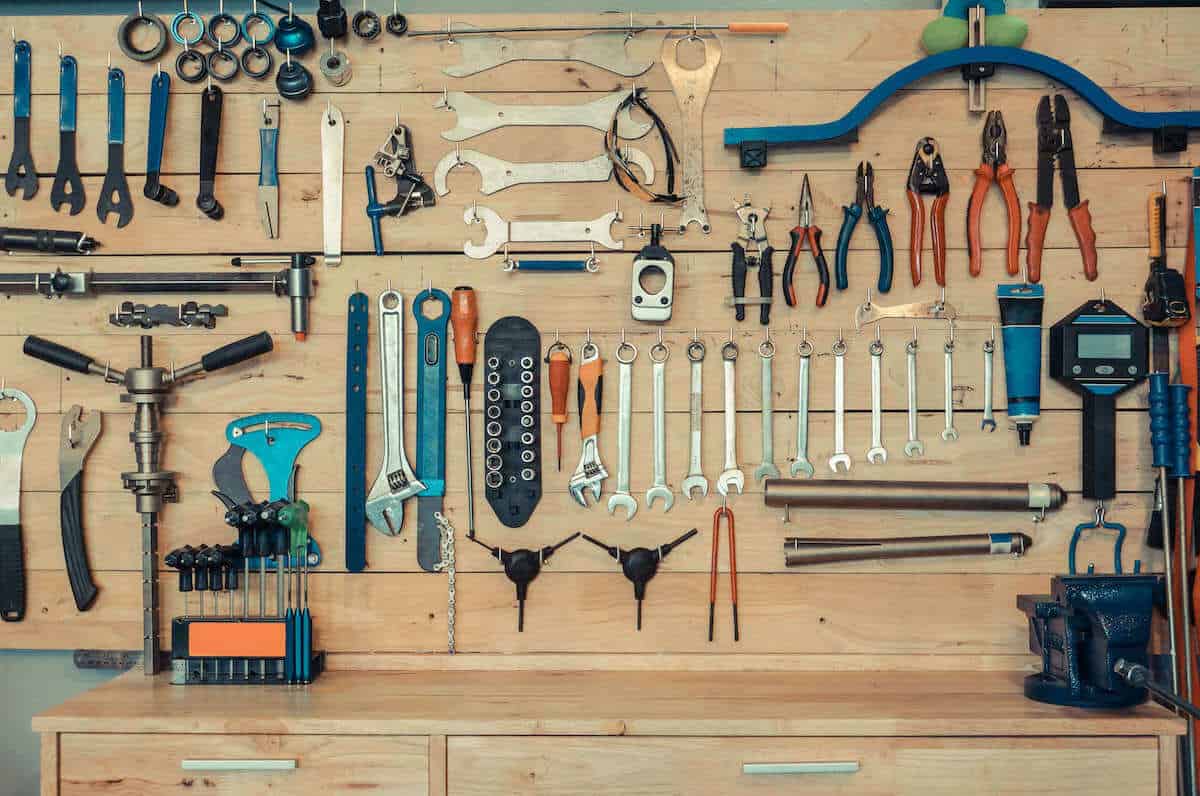 Top 5 Bike Maintenance Tools Every Cyclist Must Have – Desmoheart