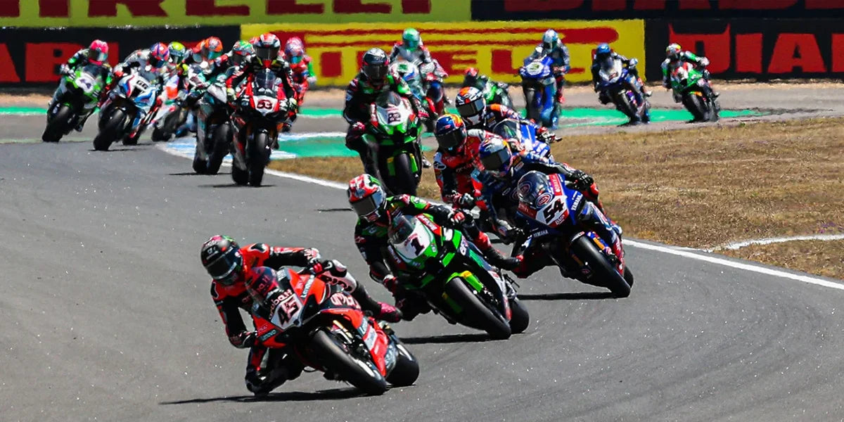 The Most Iconic Motorcycle Racing Tracks in the World – Desmoheart